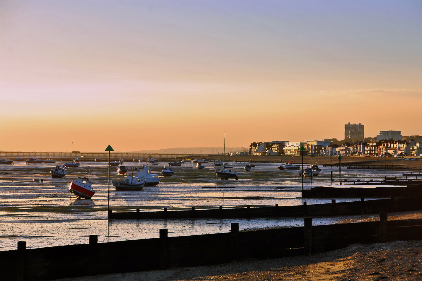 Properties for sale in Thorpe bay - Hair & Son